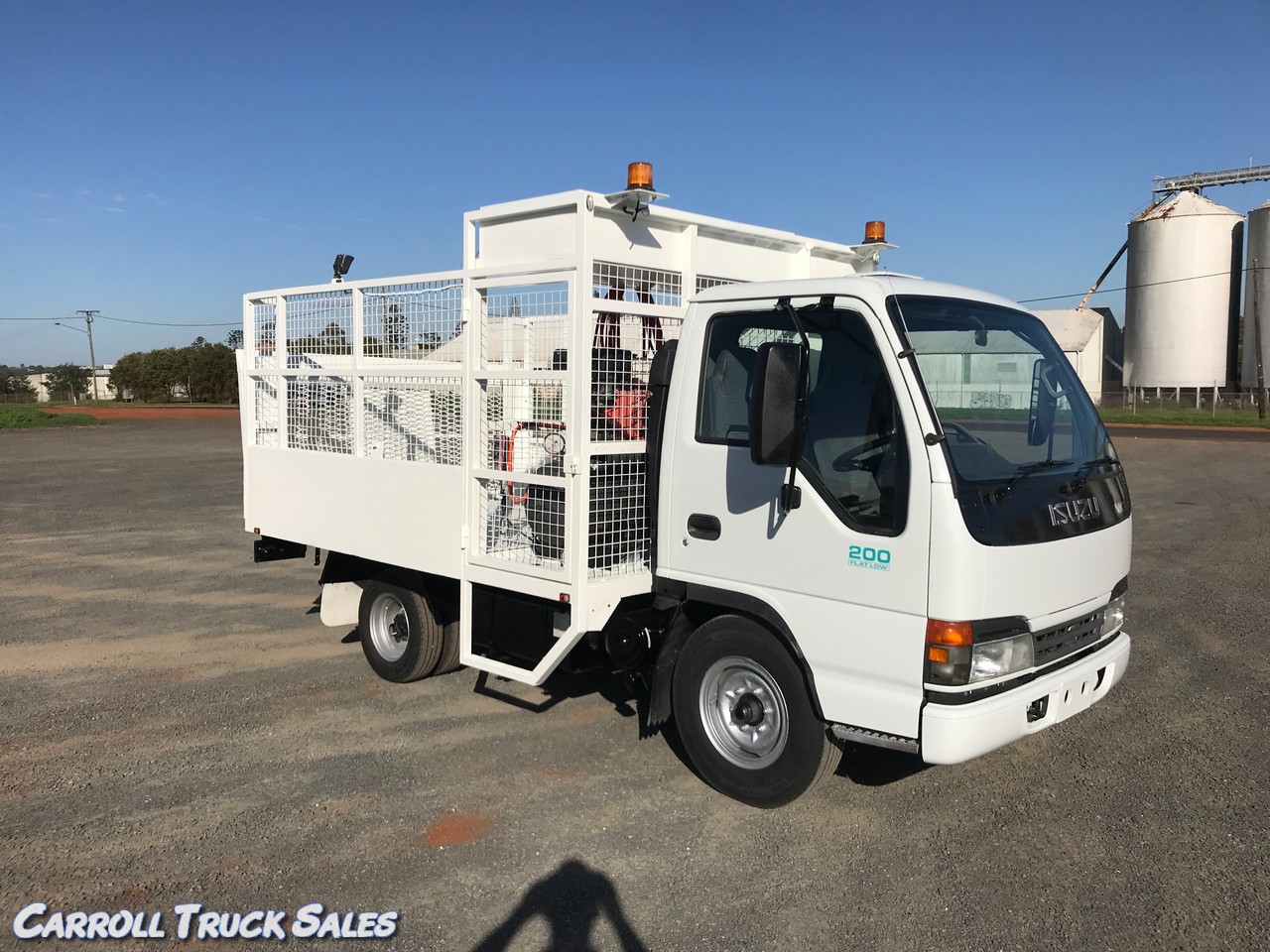 2005 ISUZU NKR 200 - JTMD5055166 - JUST TRUCKS